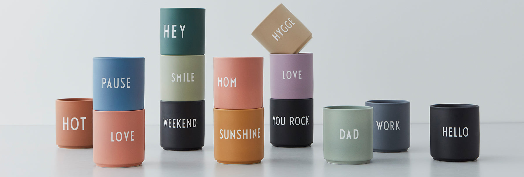 Design Letters bei LIV | Jetzt auch online | STUDIO LIV